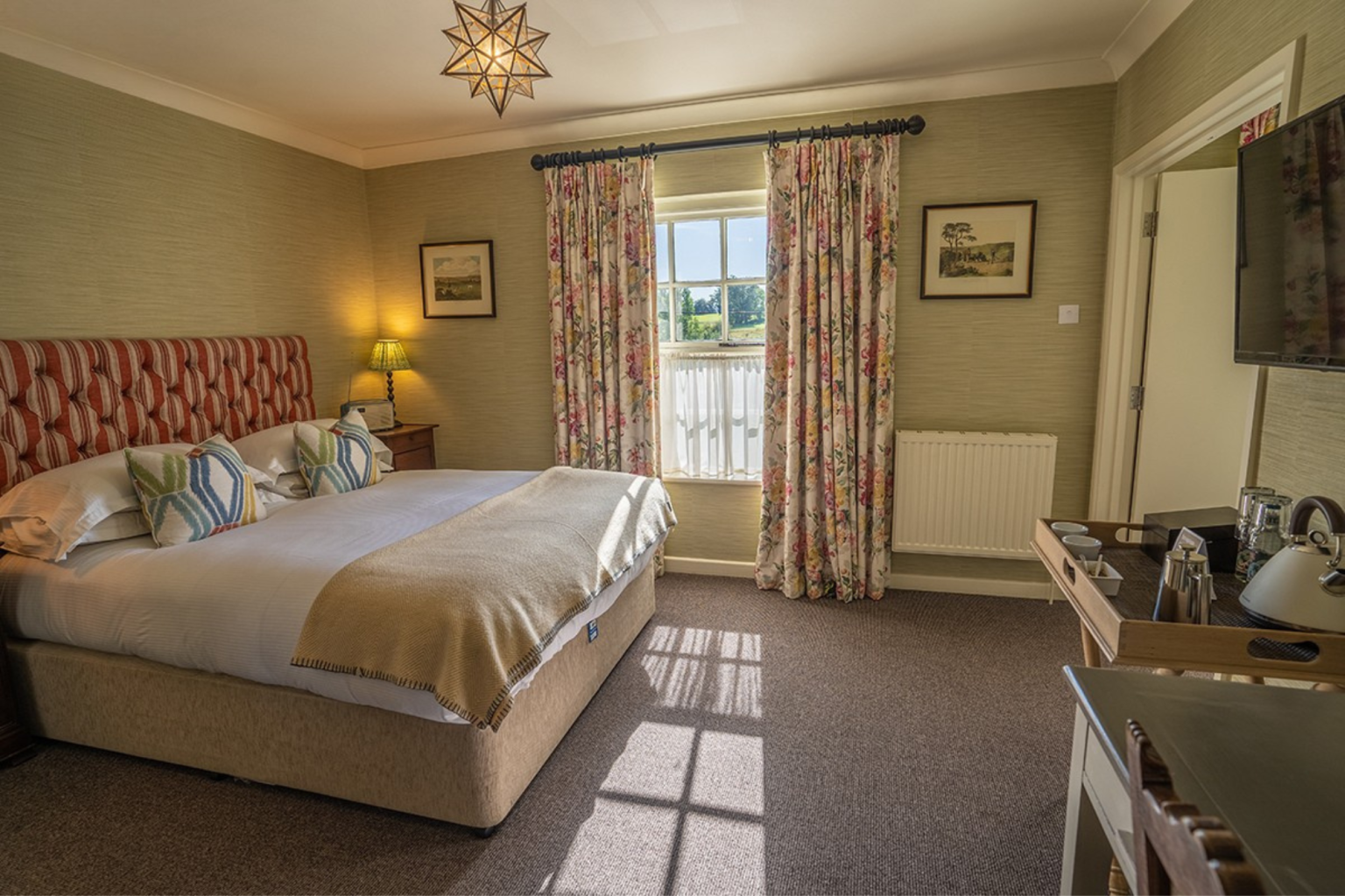 Stay The Night - Upham Inns