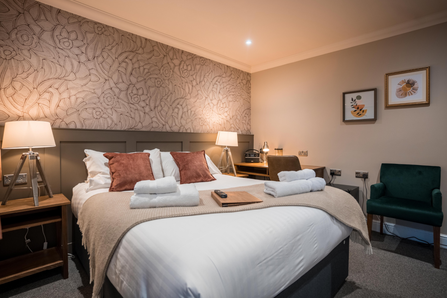 Stay The Night - Upham Inns